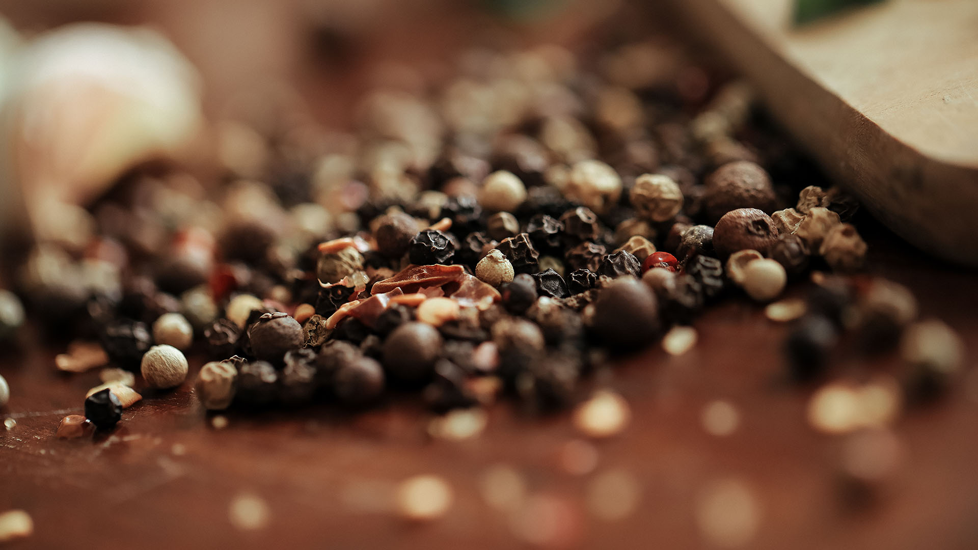 Il pepe: dalla storia millenaria ai suoi segreti culinari e per la salute